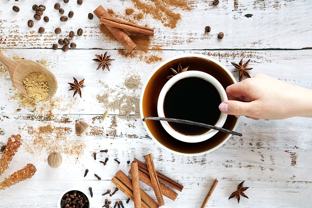Coffee with cinnamon and other spices - Blog Coffeedesk.com